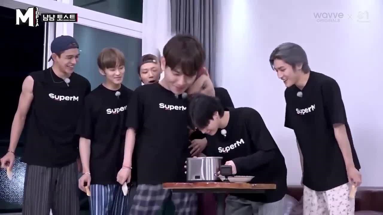 دومین هیونگ super m تمین شاینی - نماشا