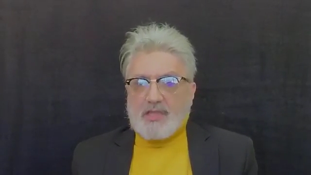 هرکولهای مقوایی توصیف مبارزه امثال علی کریمی و فرخ نژاد با ایران نماشا